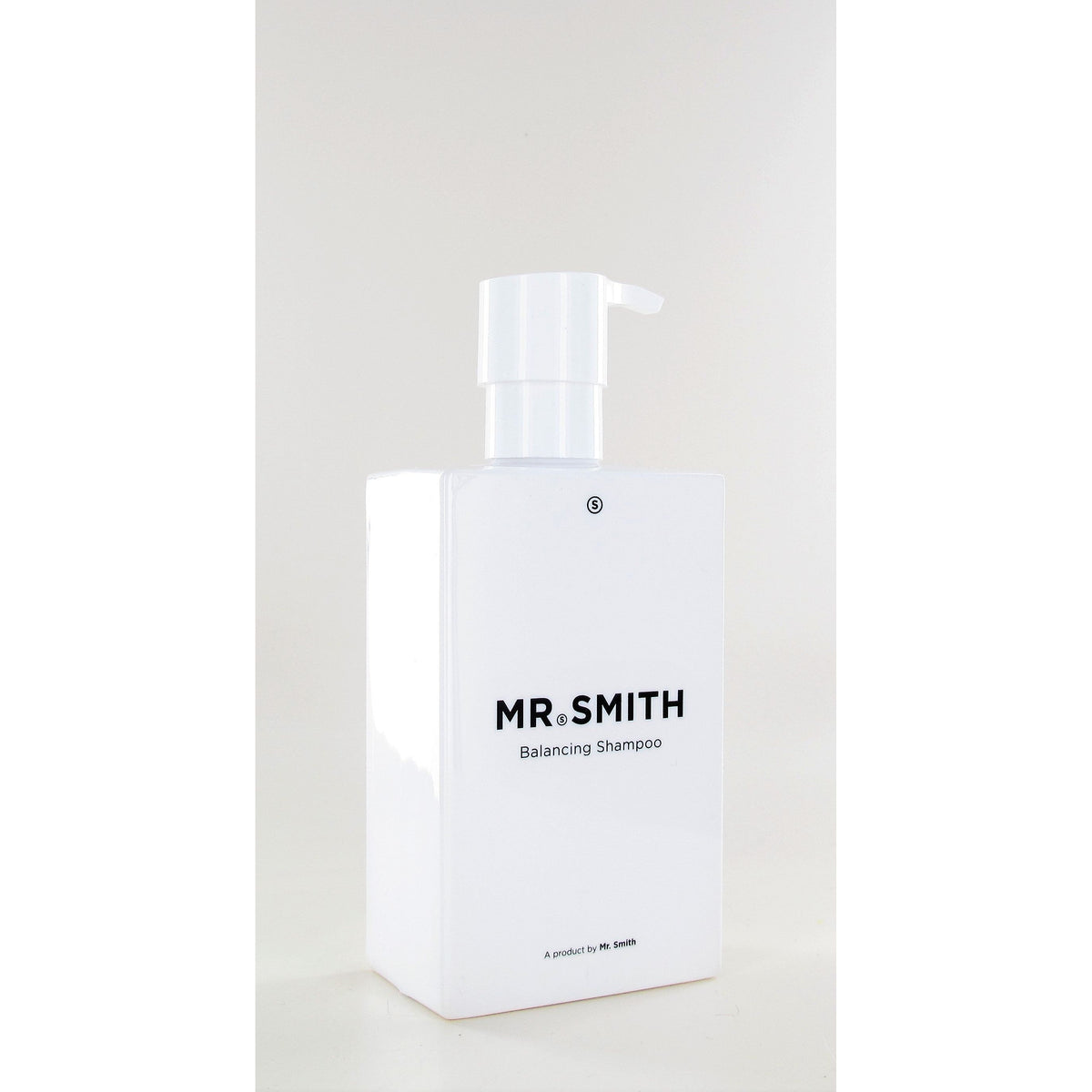 Mr Smith Balancing Shampoo 9.3 oz – Overstock Beauty Supply